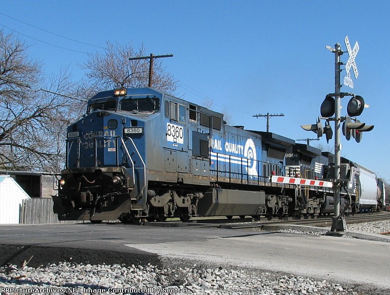 NS 8360 at Poplar street